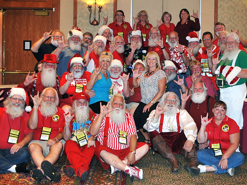 Professional Santas Interview : People.com